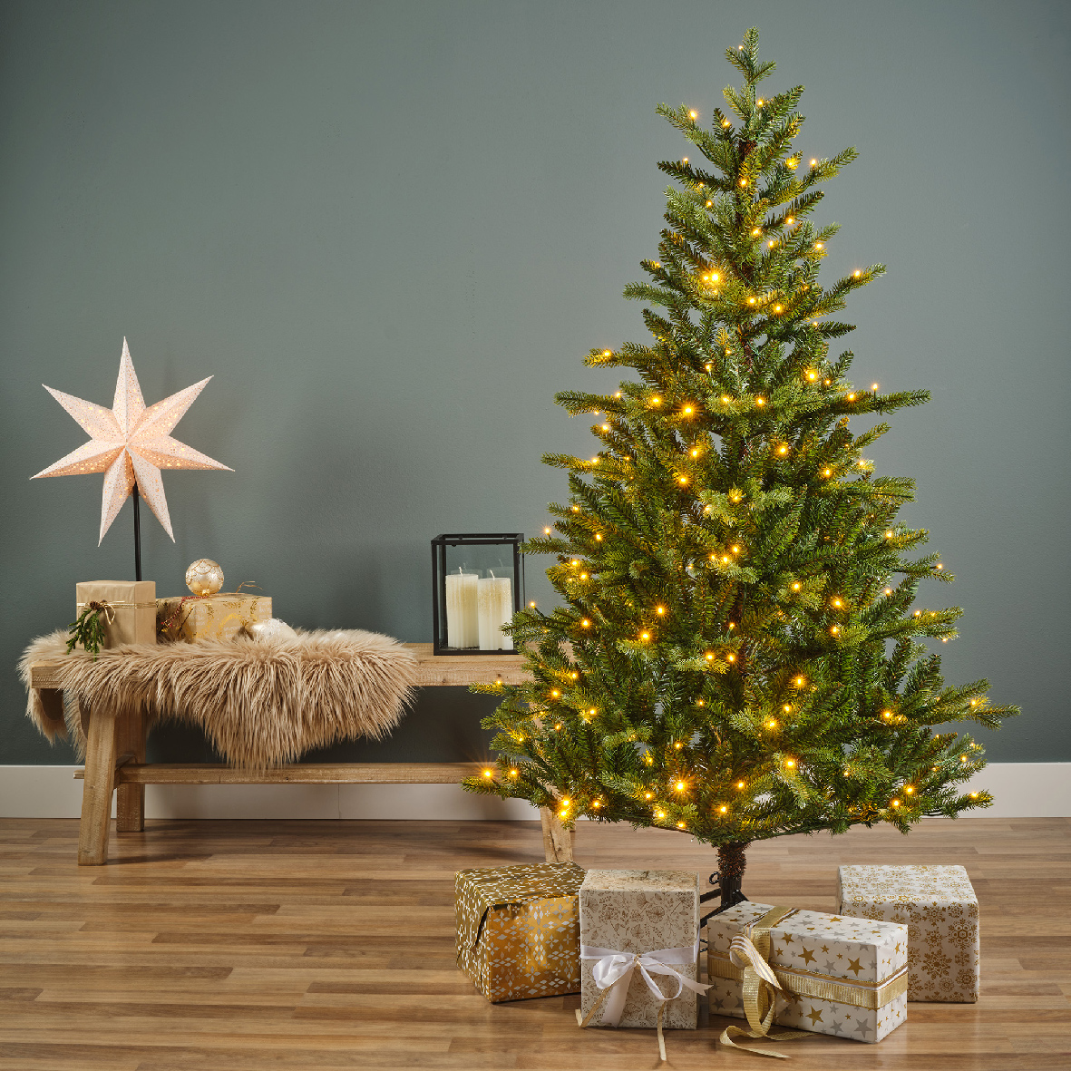 Konstgran / Julgran Allison Pine LED 180cm